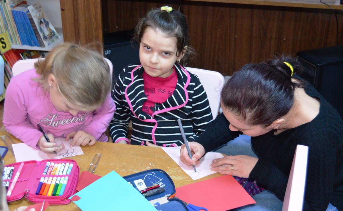 Atelier de lucru-”Mâini dibace”- Vine,vine primăvara! – Biblioteca ...